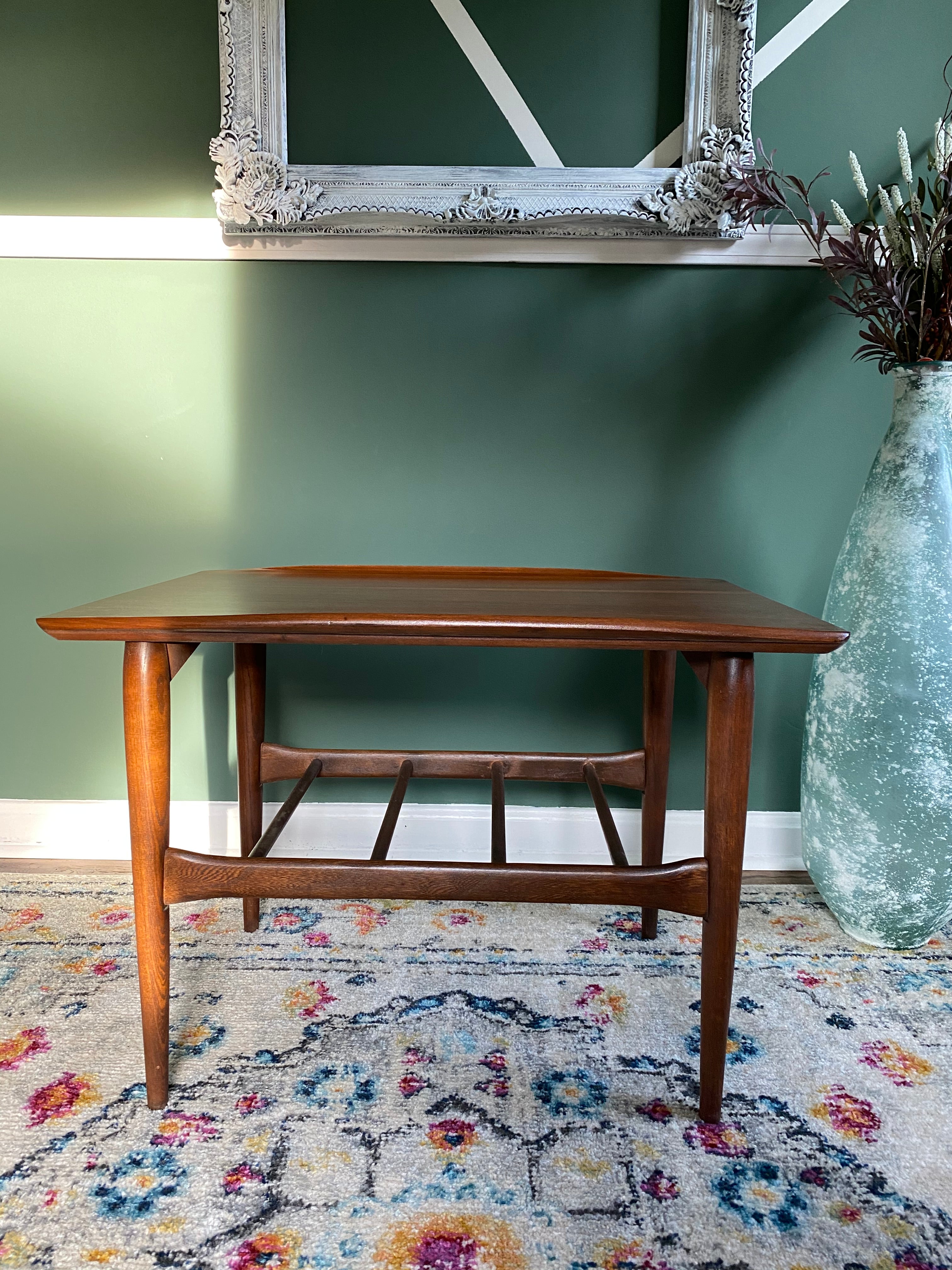 Refinished Mid-Century Modern Danish End Table with Lip by Bassett ...